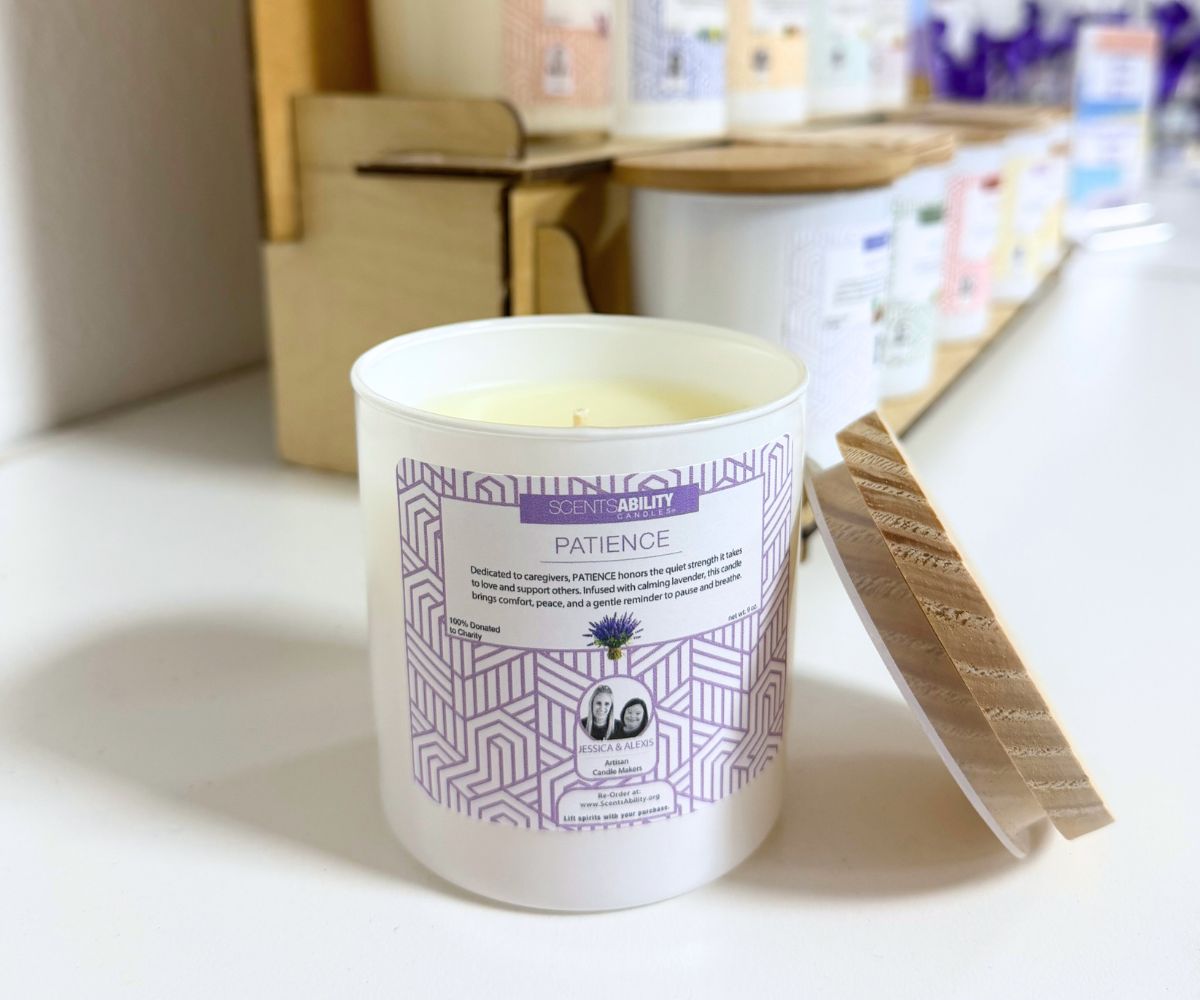 The CREATIVITY Candle | 9-oz Soy Blend Wax Candle | ScentsAbility Candles